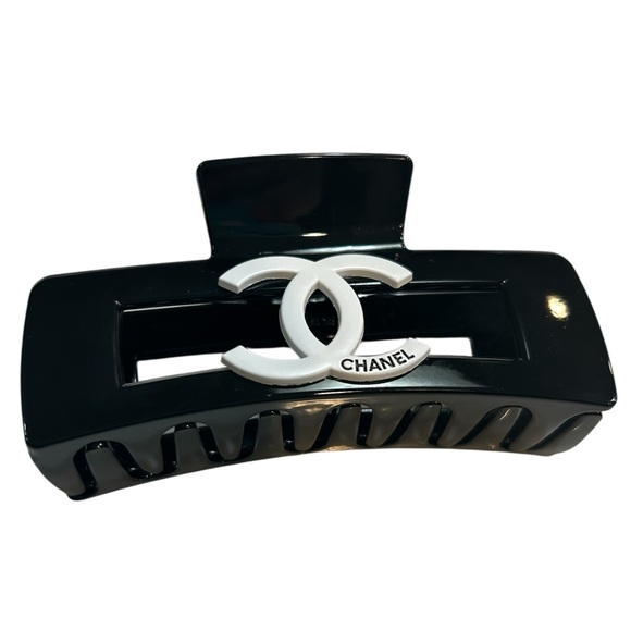 CHANEL | Accessories | Chanel Black White Cc Hair Clip | Poshmark